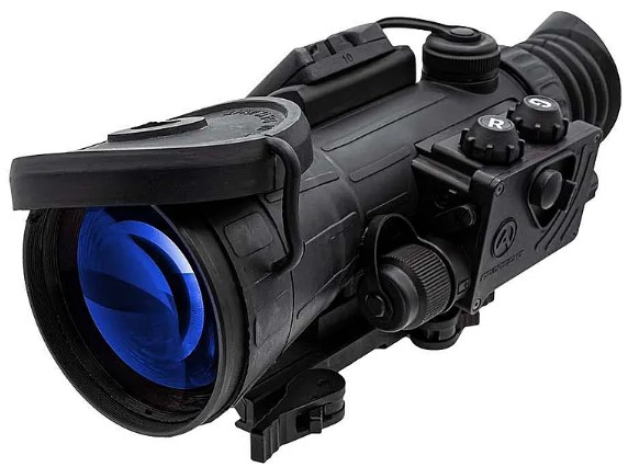 5 Best Night Scopes for Coyote Hunting - Reddots Mag